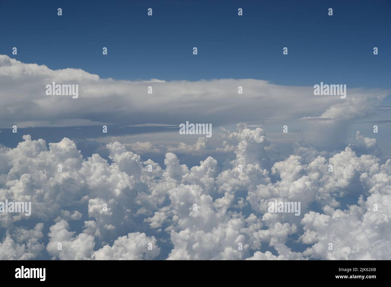 Sky high sky hi-res stock photography and images - Alamy
