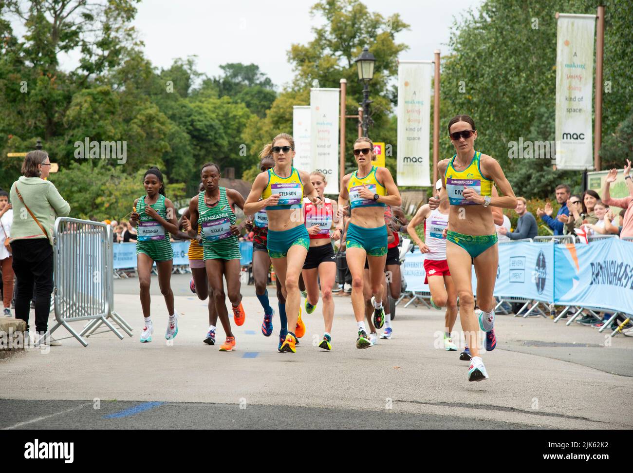 Jessica Stenson, Eloise Wellings and Sinead Diver Team Australia ...