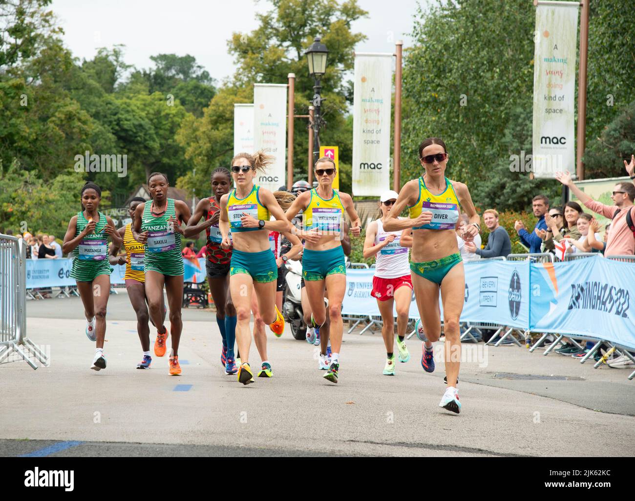 Jessica Stenson, Eloise Wellings and Sinead Diver Team Australia ...