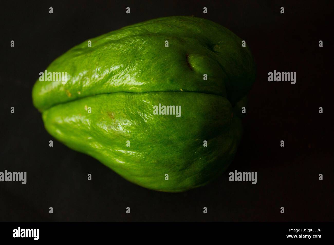 Labu siam(jipang) or chayote isolated on white background. Organic ...