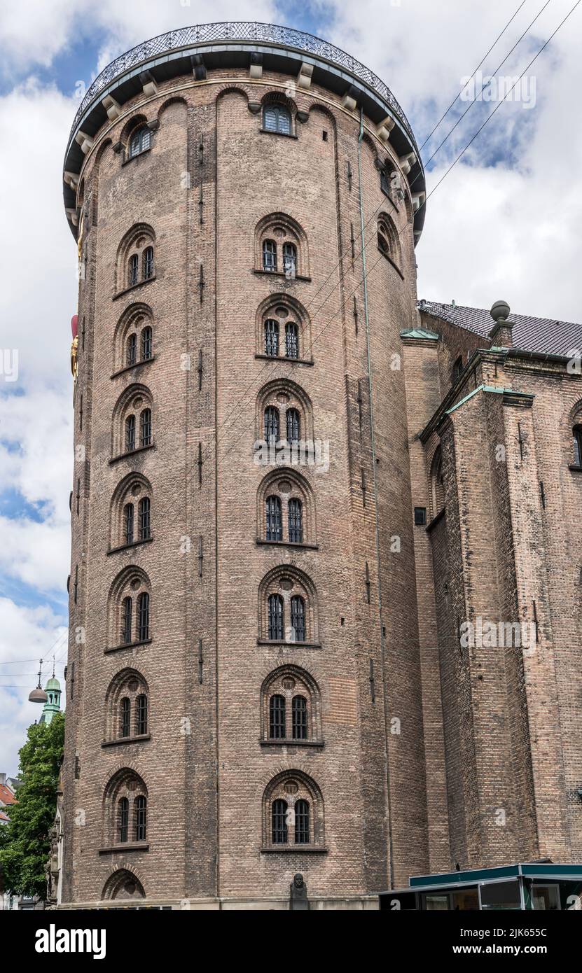 Round tower building hi-res stock photography and images - Alamy