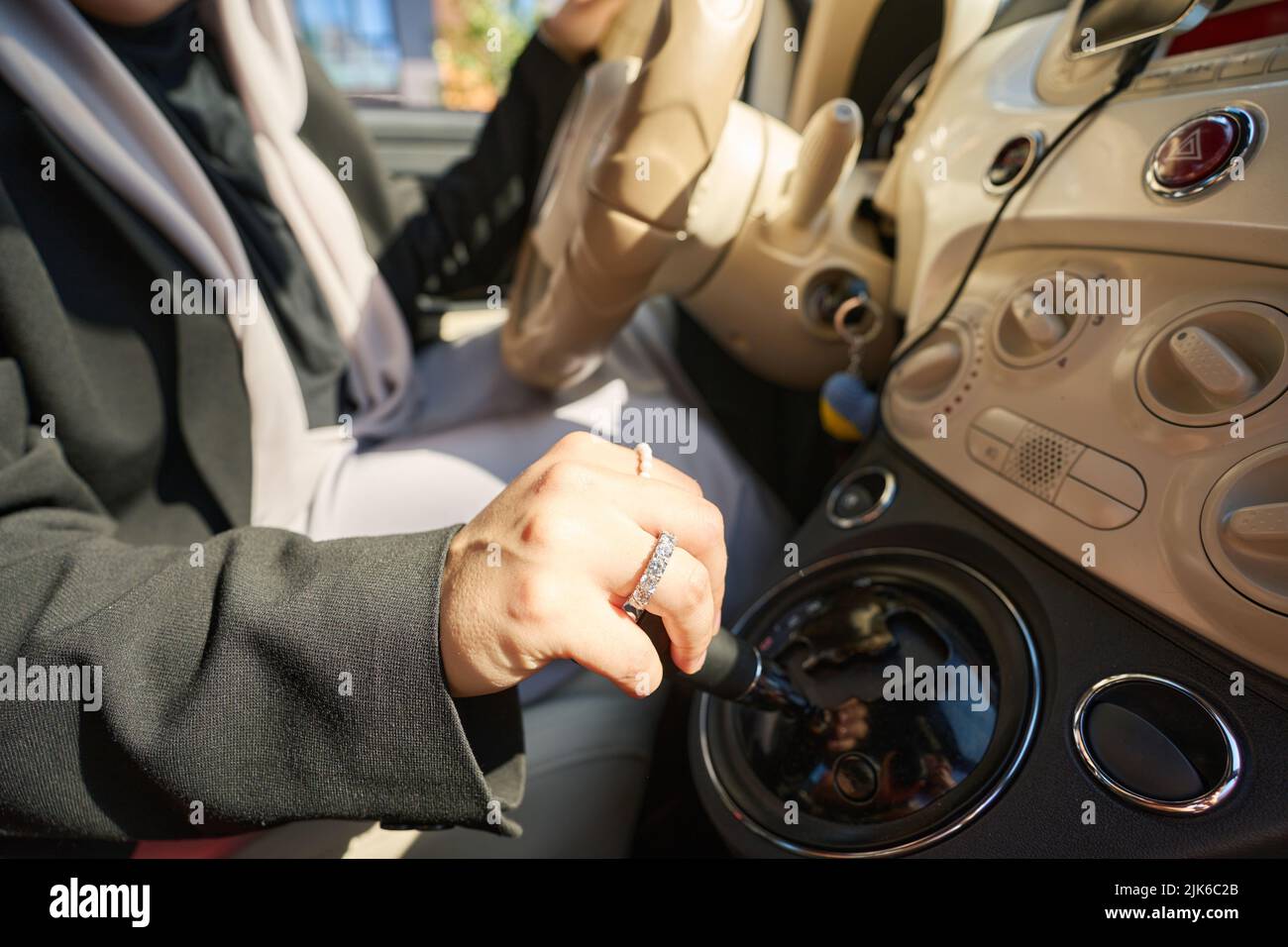 Gearbox side view hi-res stock photography and images - Alamy