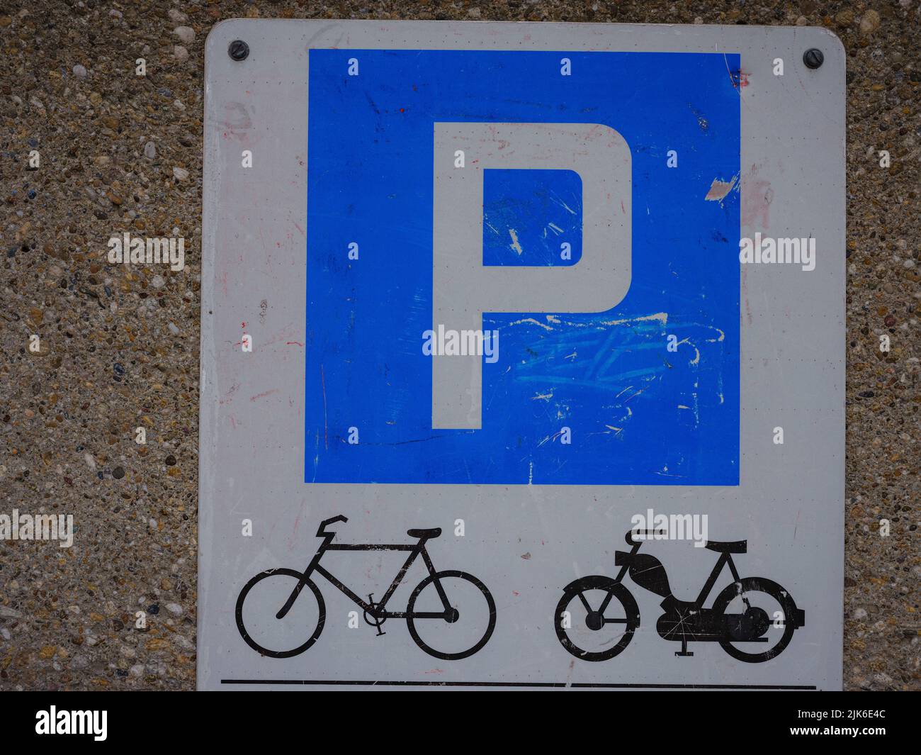 Traffic sign no parking cycle hi-res stock photography and images - Alamy