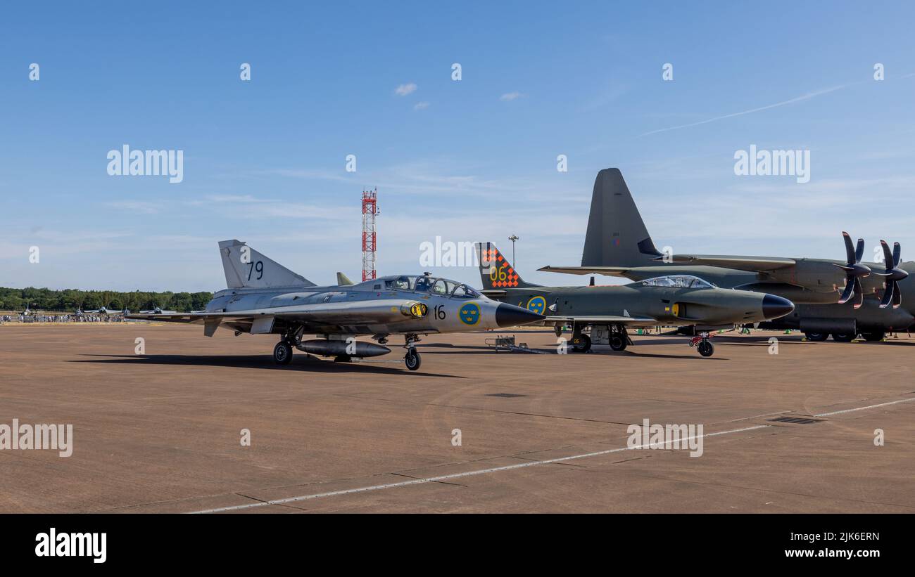 Swedish Air Force Historic Flight - SAAB Sk35C Draken & SAAB J-32B ...