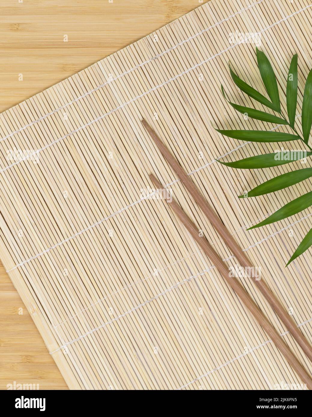 Palm leaf mat hi-res stock photography and images - Alamy
