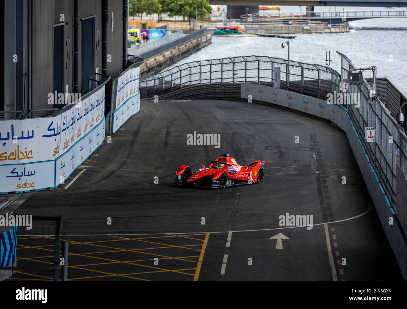 Oliver Rowland during qualifying during the 2022 SABIC London E-Prix at ...