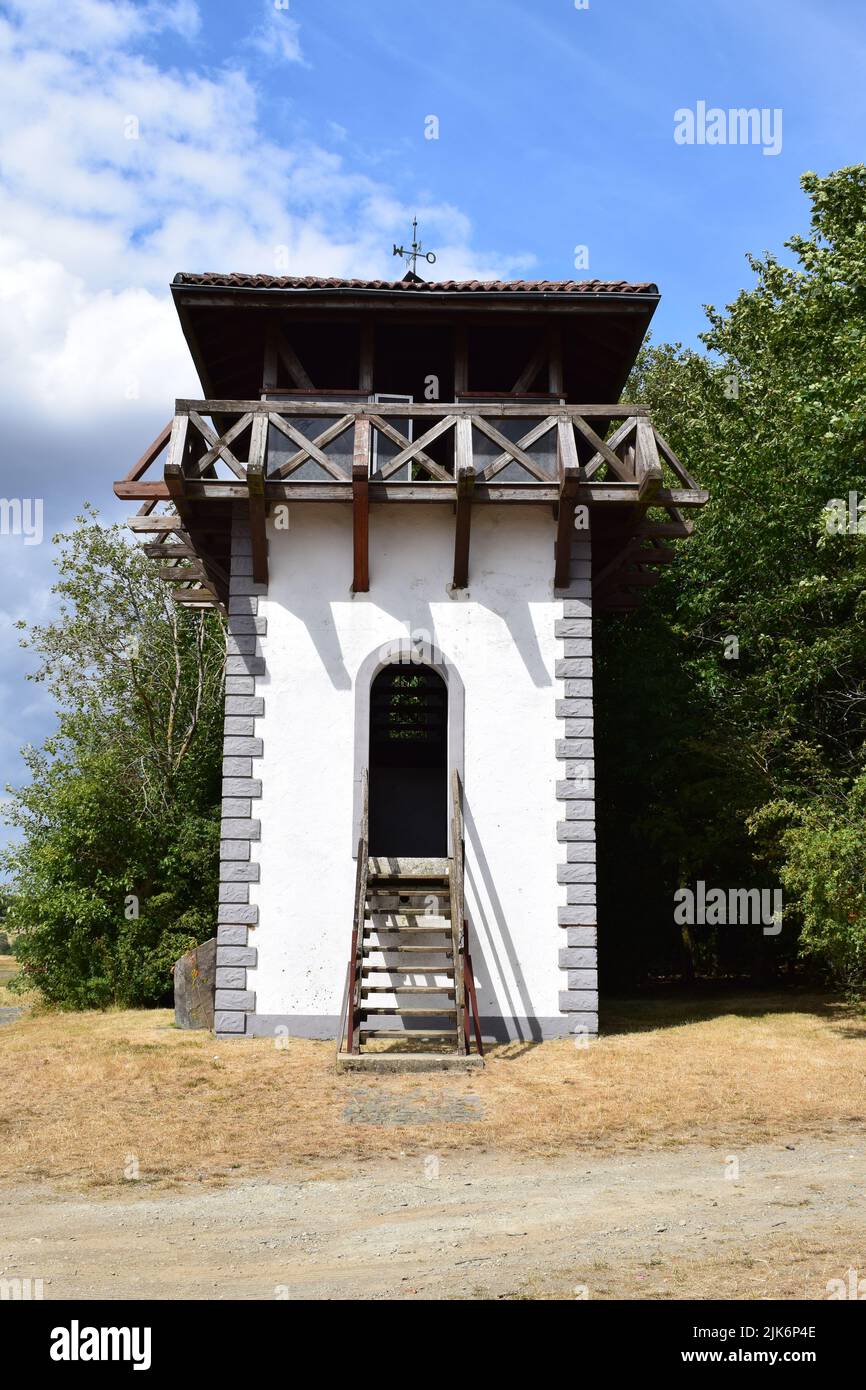 Trum building hi-res stock photography and images - Alamy