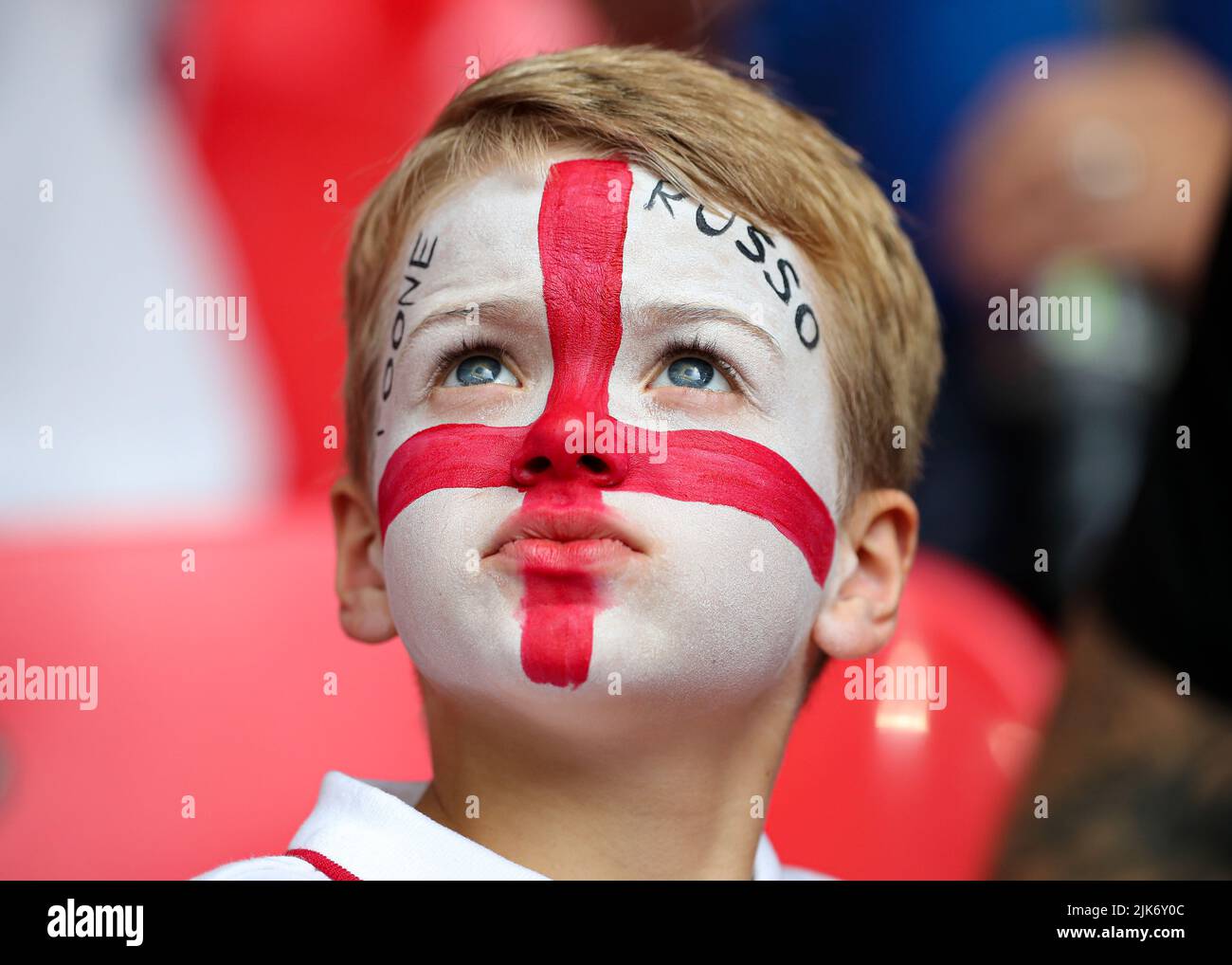 England face paint hi-res stock photography and images - Alamy