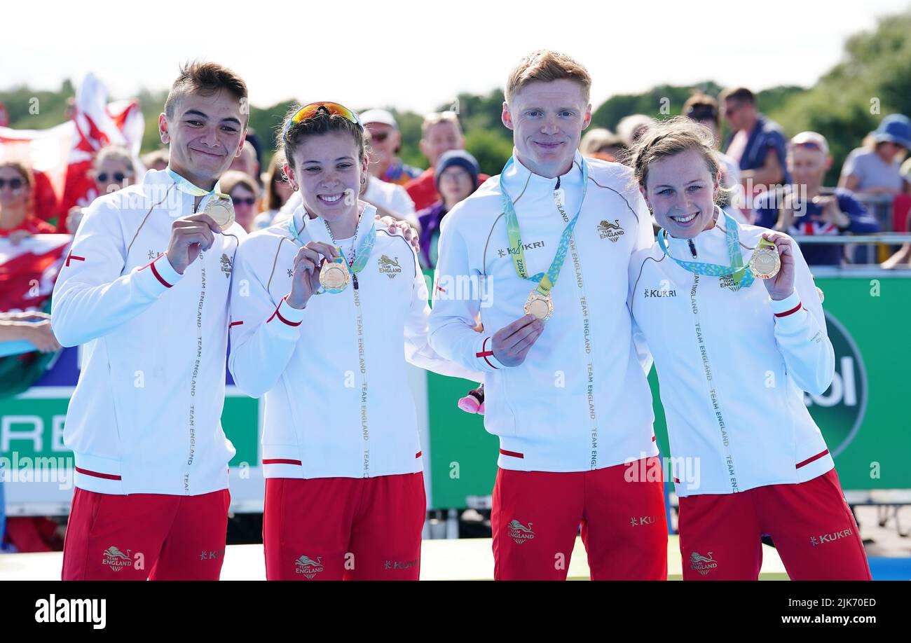 England's Alex Yee, Sophie Coldwell, Sam Dickinson and Georgia Taylor ...
