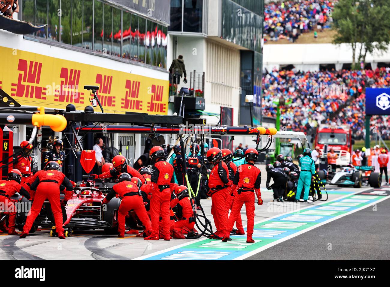 Charles Leclerc (MON) Ferrari F1-75 makes a pit stop. 31.07.2022 ...