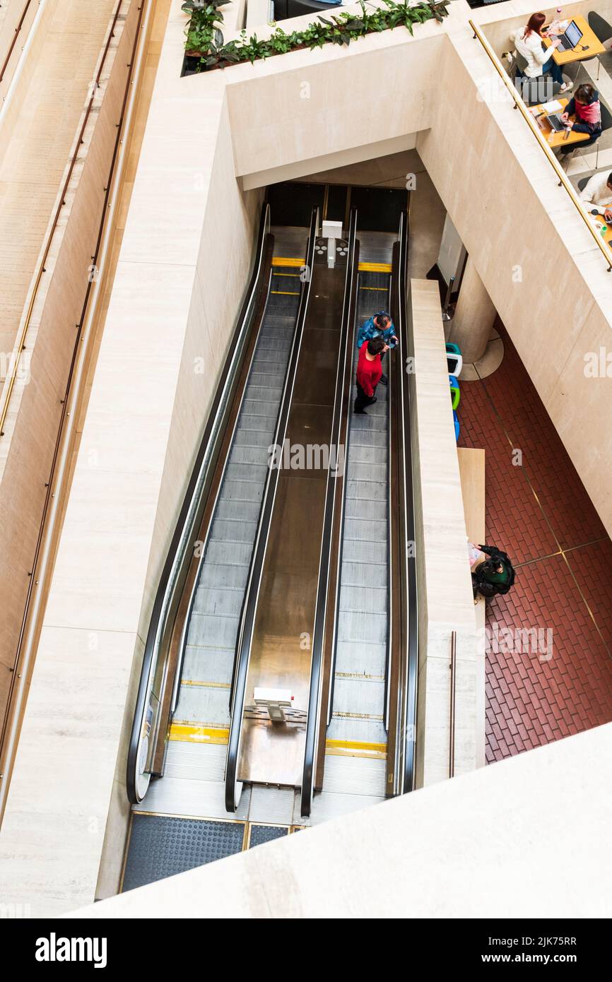 The British Library, London Stock Photo - Alamy