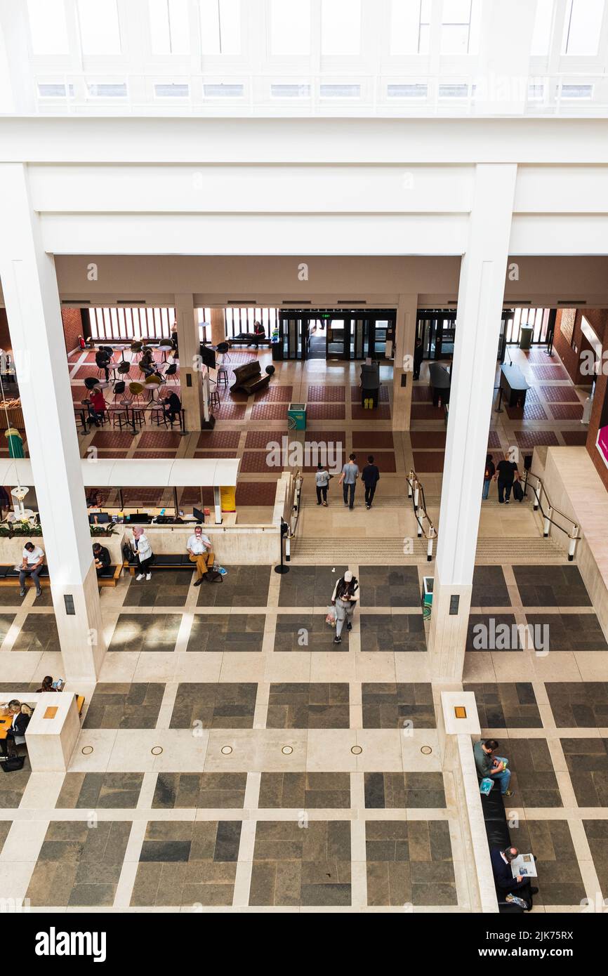 The British Library, London Stock Photo - Alamy