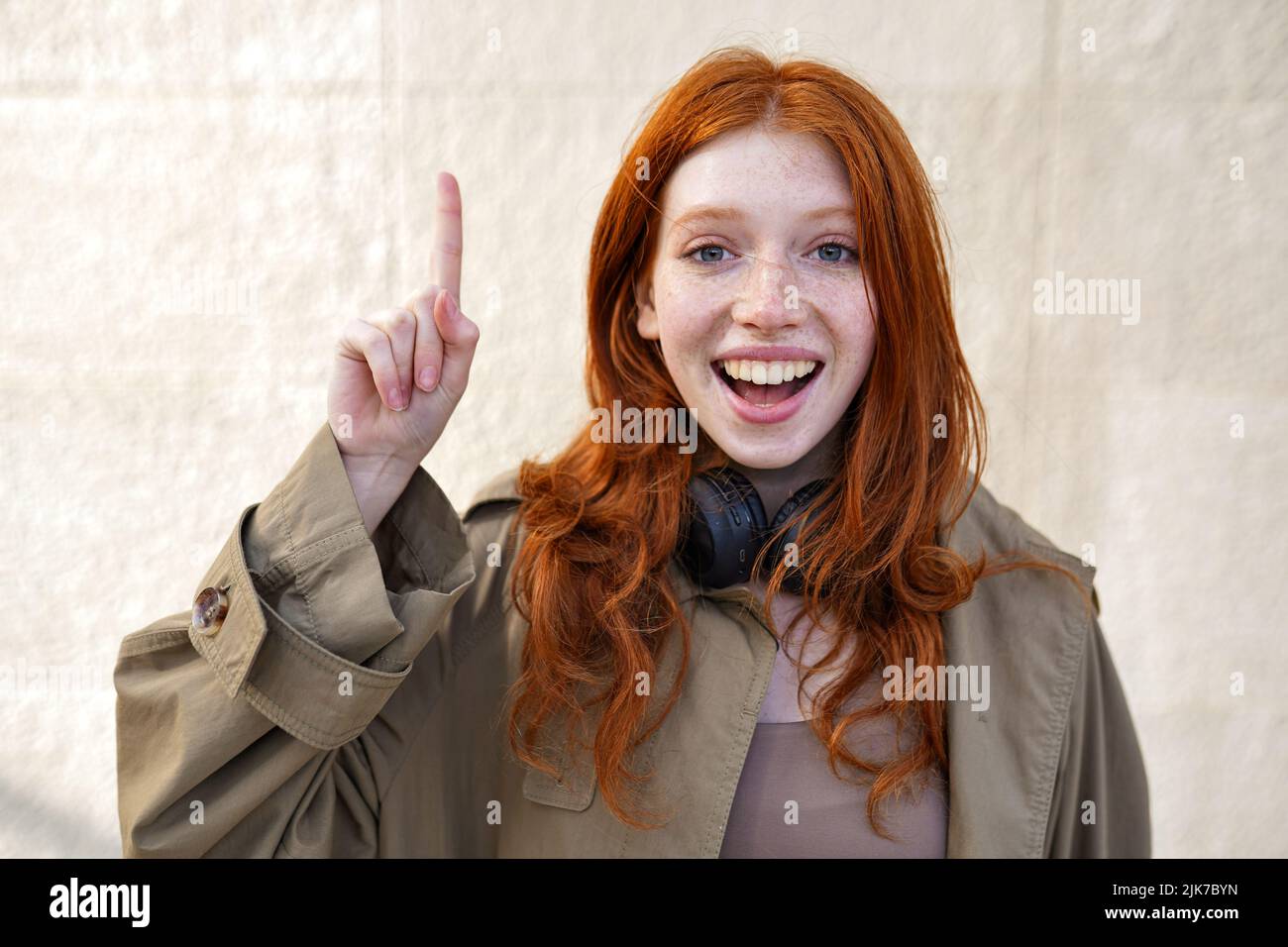 Teenager pointing outside hi-res stock photography and images - Alamy