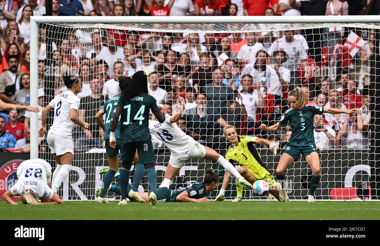 Chloe kelly goal england hi-res stock photography and images - Alamy