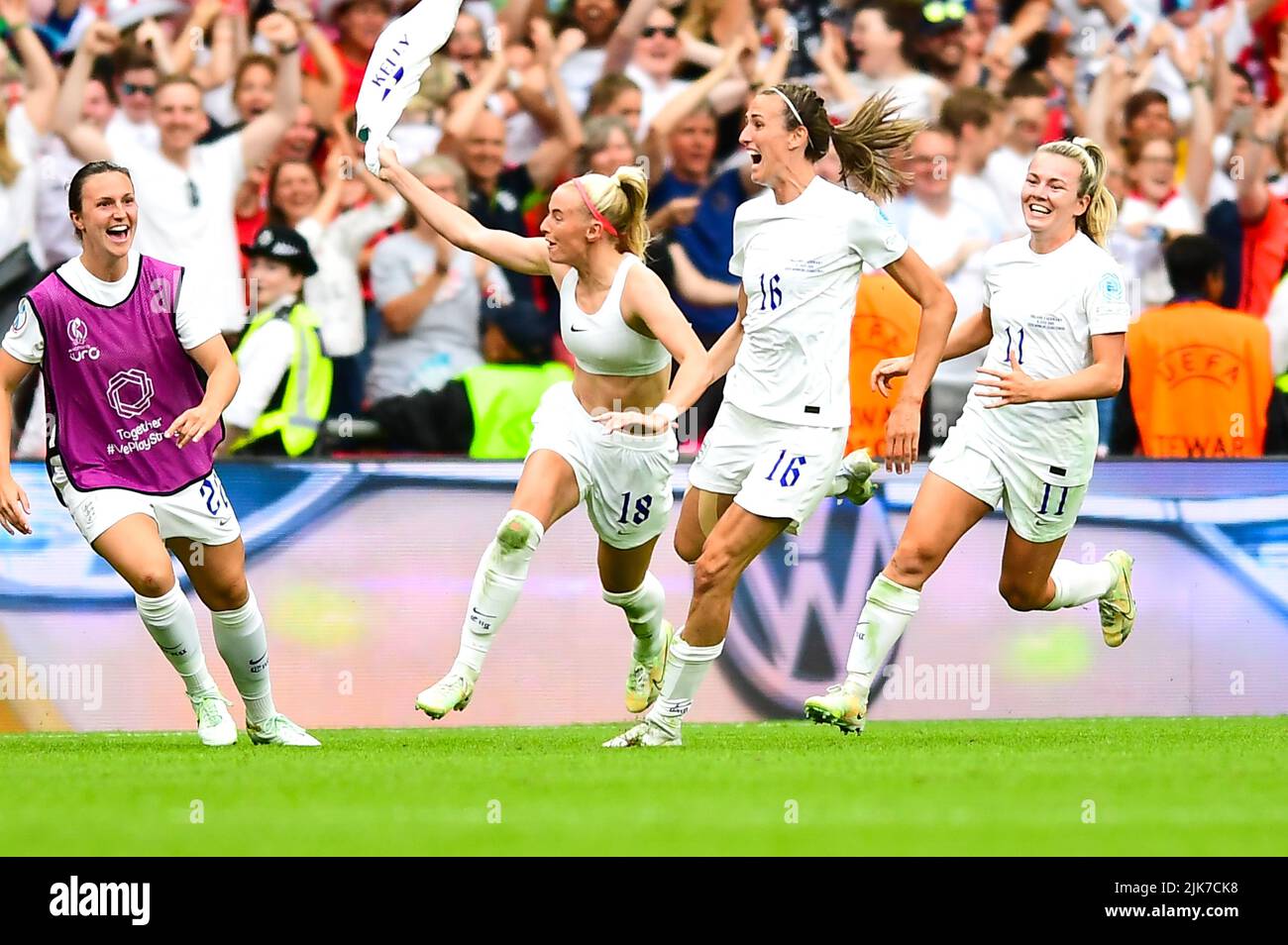Uefa womens euro 2022 final chloe kelly hi-res stock photography and ...