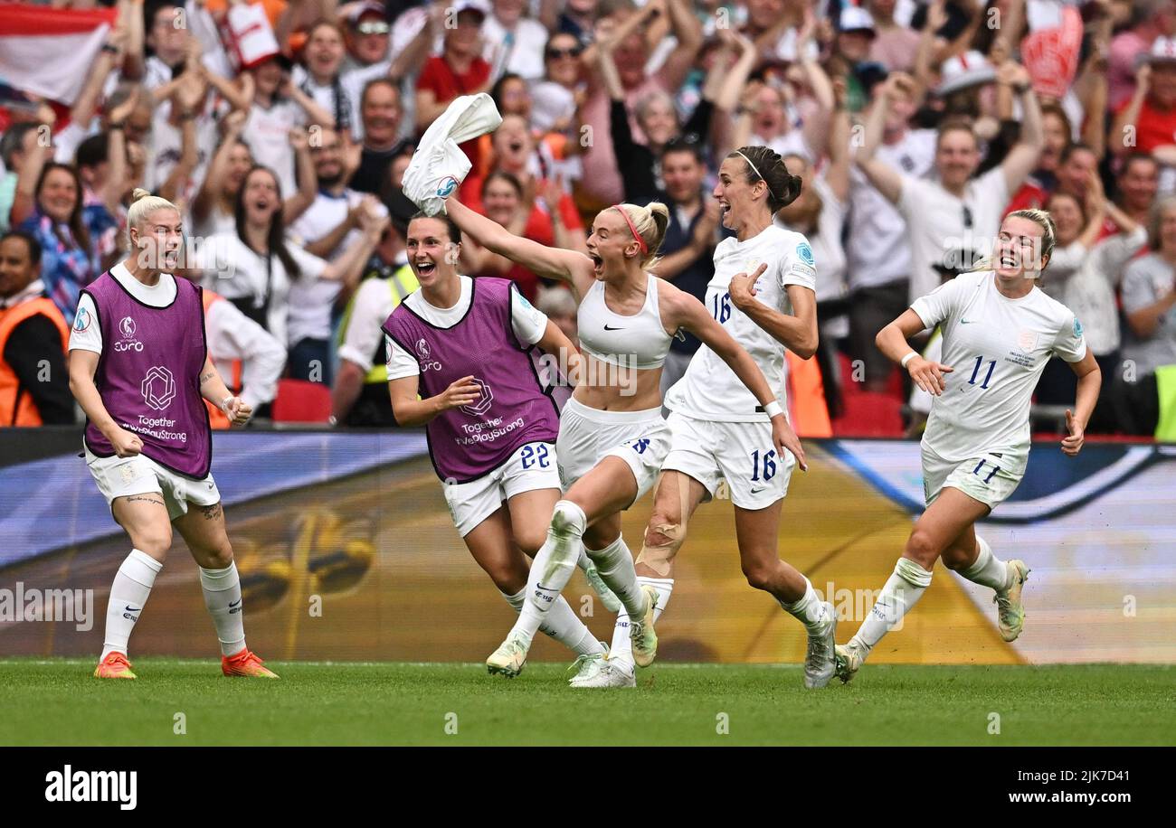Chloe kelly goal england hi-res stock photography and images - Alamy