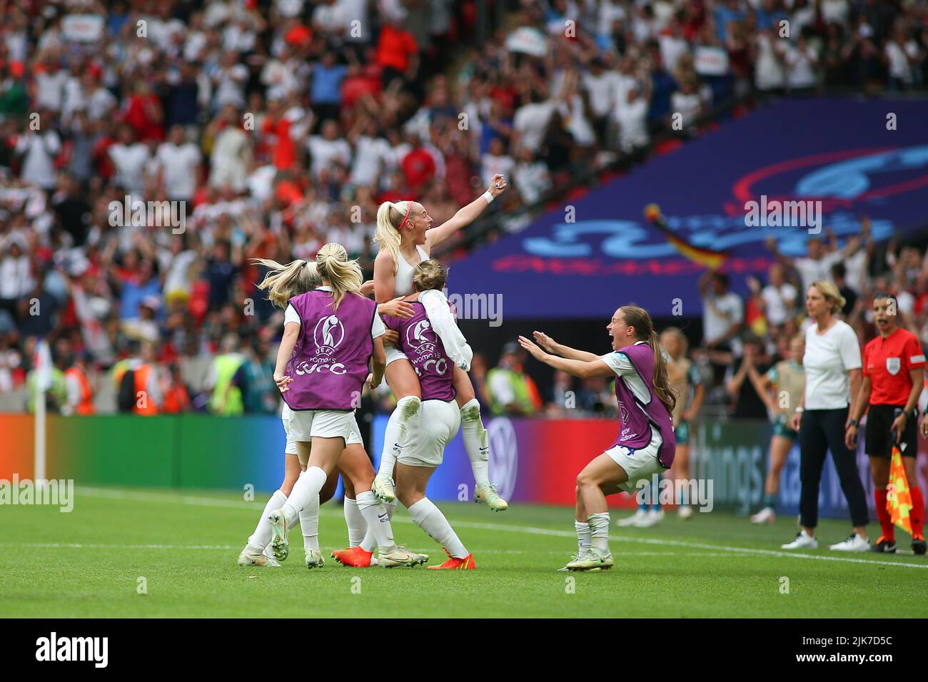 Chloe kelly england germany hi-res stock photography and images - Alamy