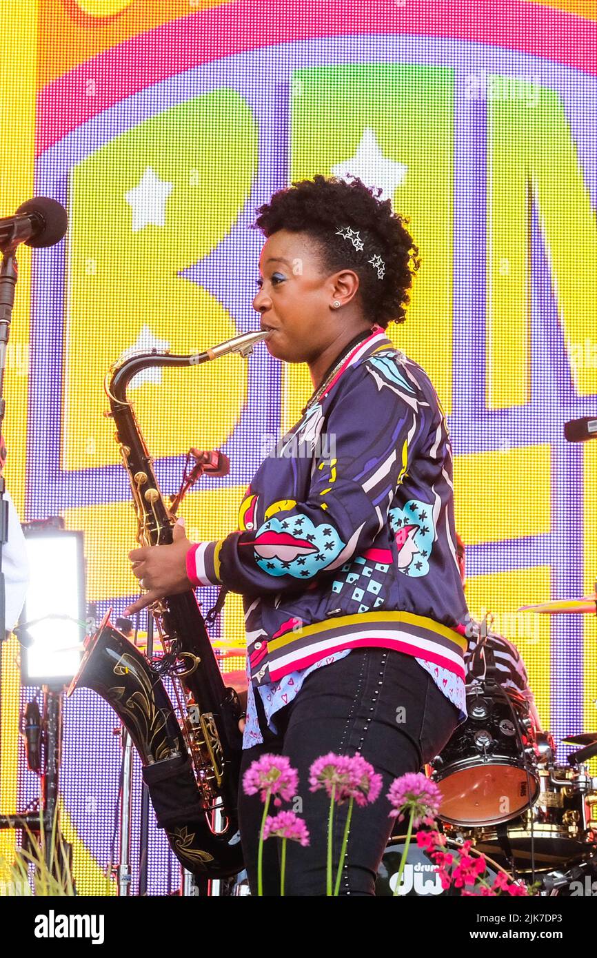 Cbeebies show hi-res stock photography and images - Alamy