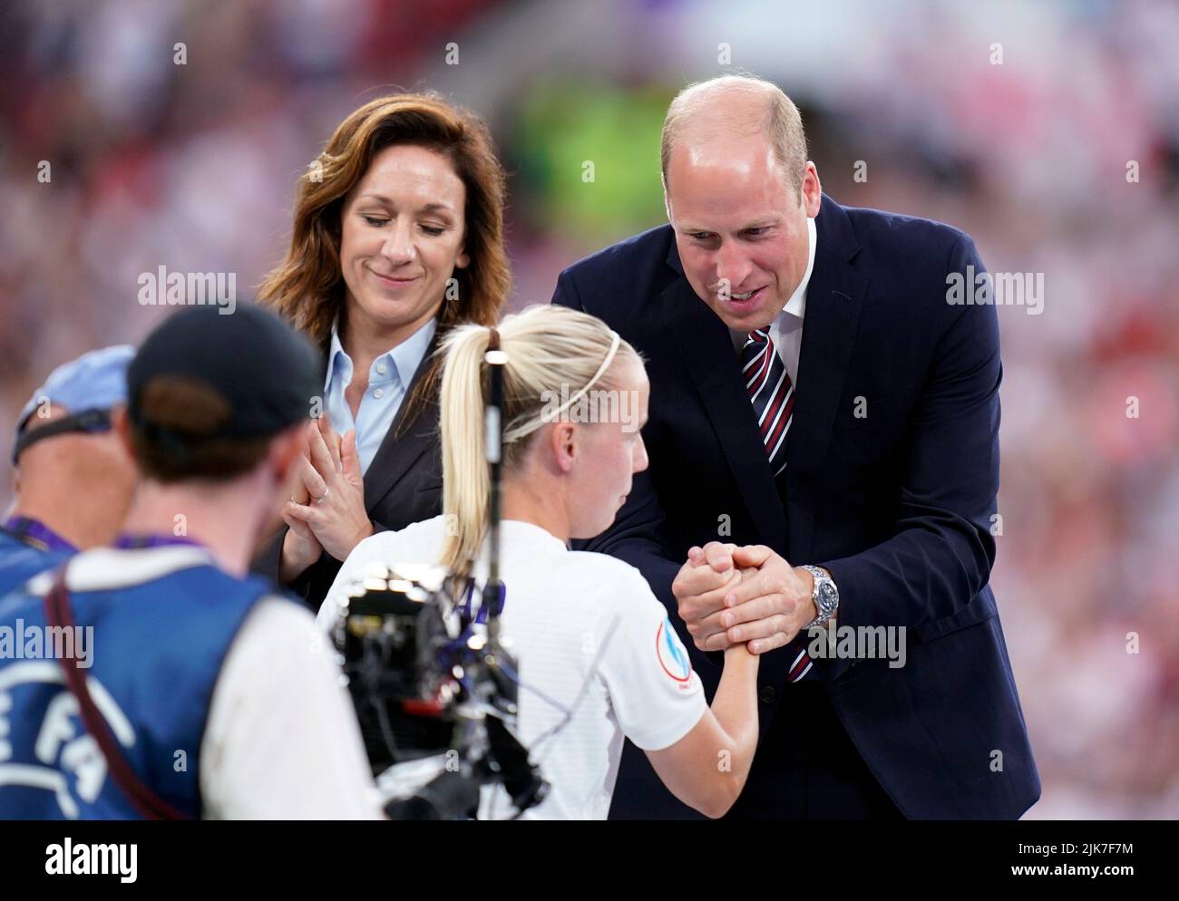 The Duke of Cambridge congratulates England's Beth Mead alongside UEFA ...