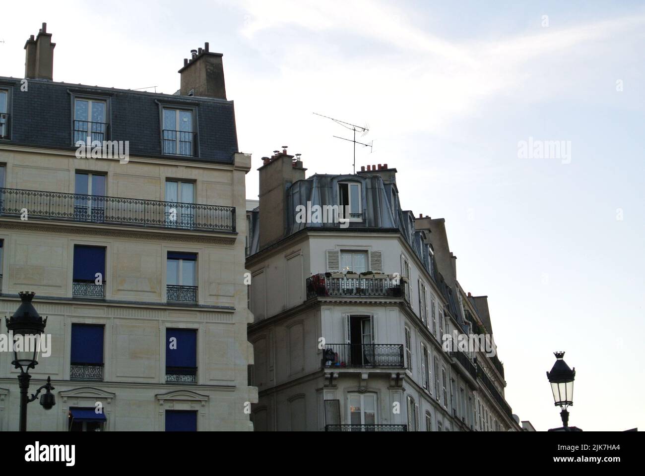 Building corner in Paris, looking up from the street Stock Photo - Alamy