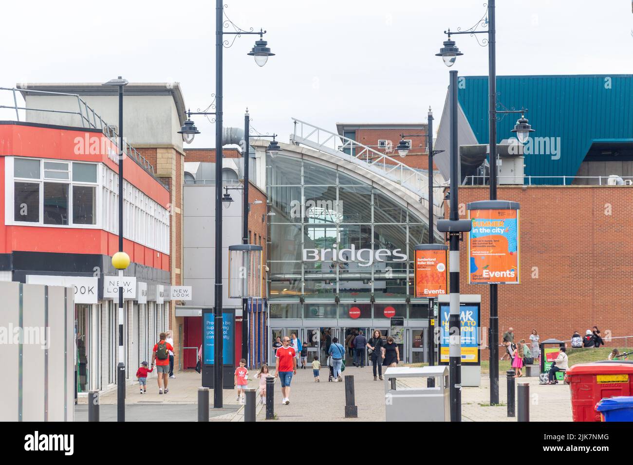 The bridges shopping centre sunderland hi-res stock photography and ...