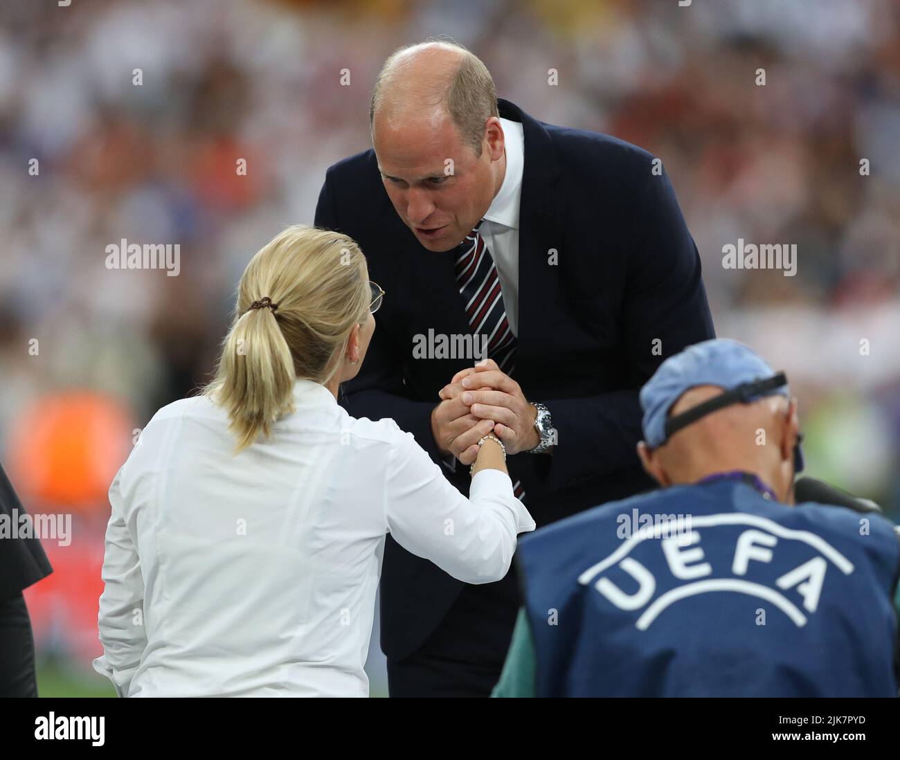 London, UK. 31st July, 2022. The Duke of Cambridge congratulates Sarina ...