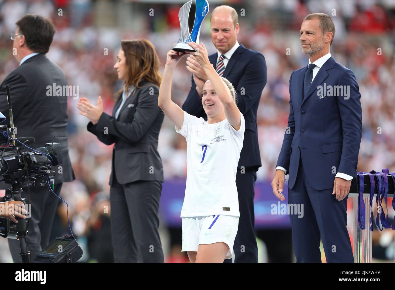 Beth mead trophy hi-res stock photography and images - Alamy
