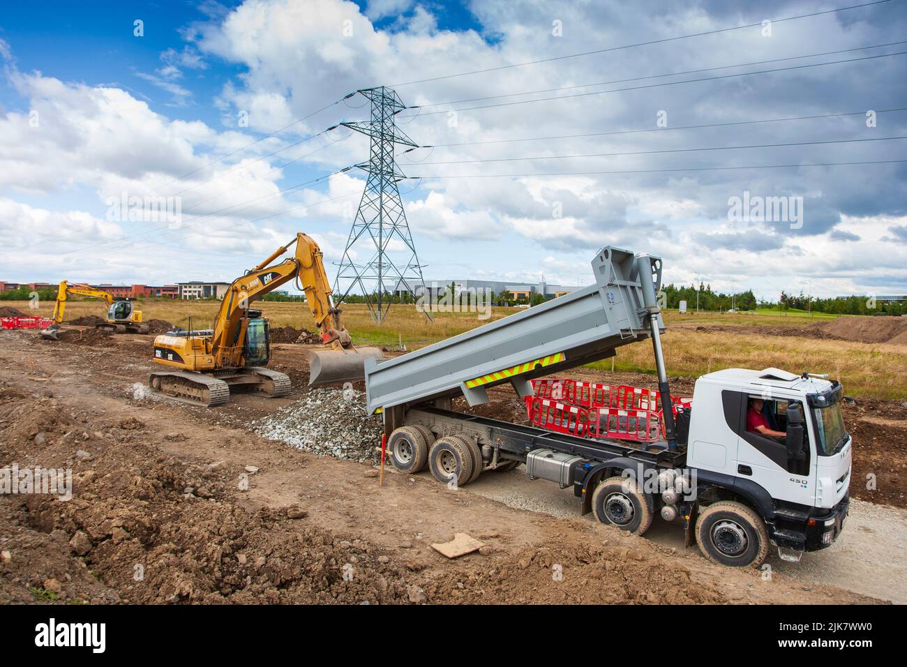 Earthmoving plant hi-res stock photography and images - Alamy