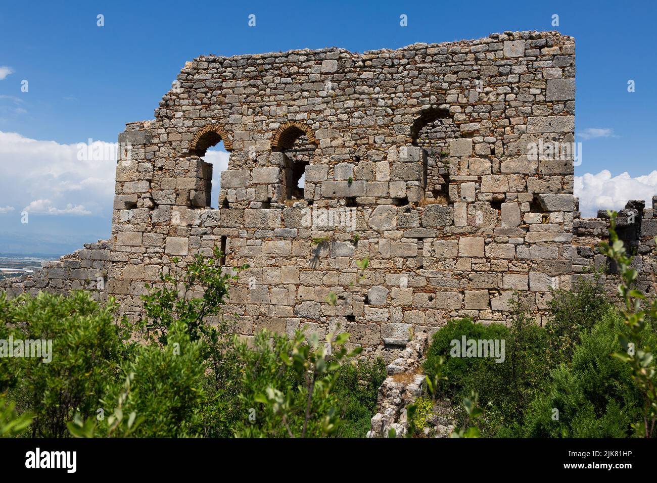 Ancient stone walls of Sillyon acropolis Stock Photo - Alamy