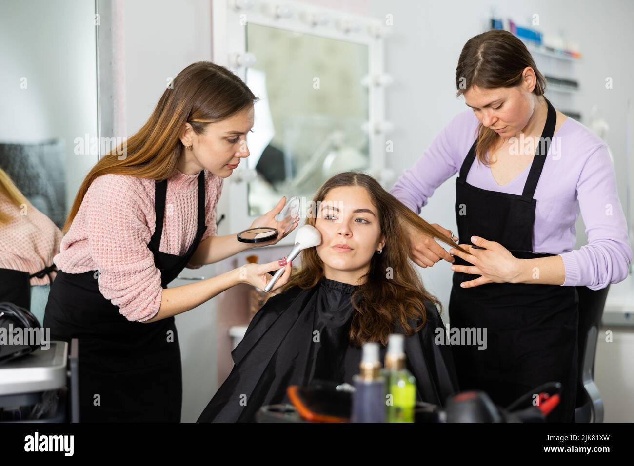 Hair and makeup artist services hi-res stock photography and images - Alamy