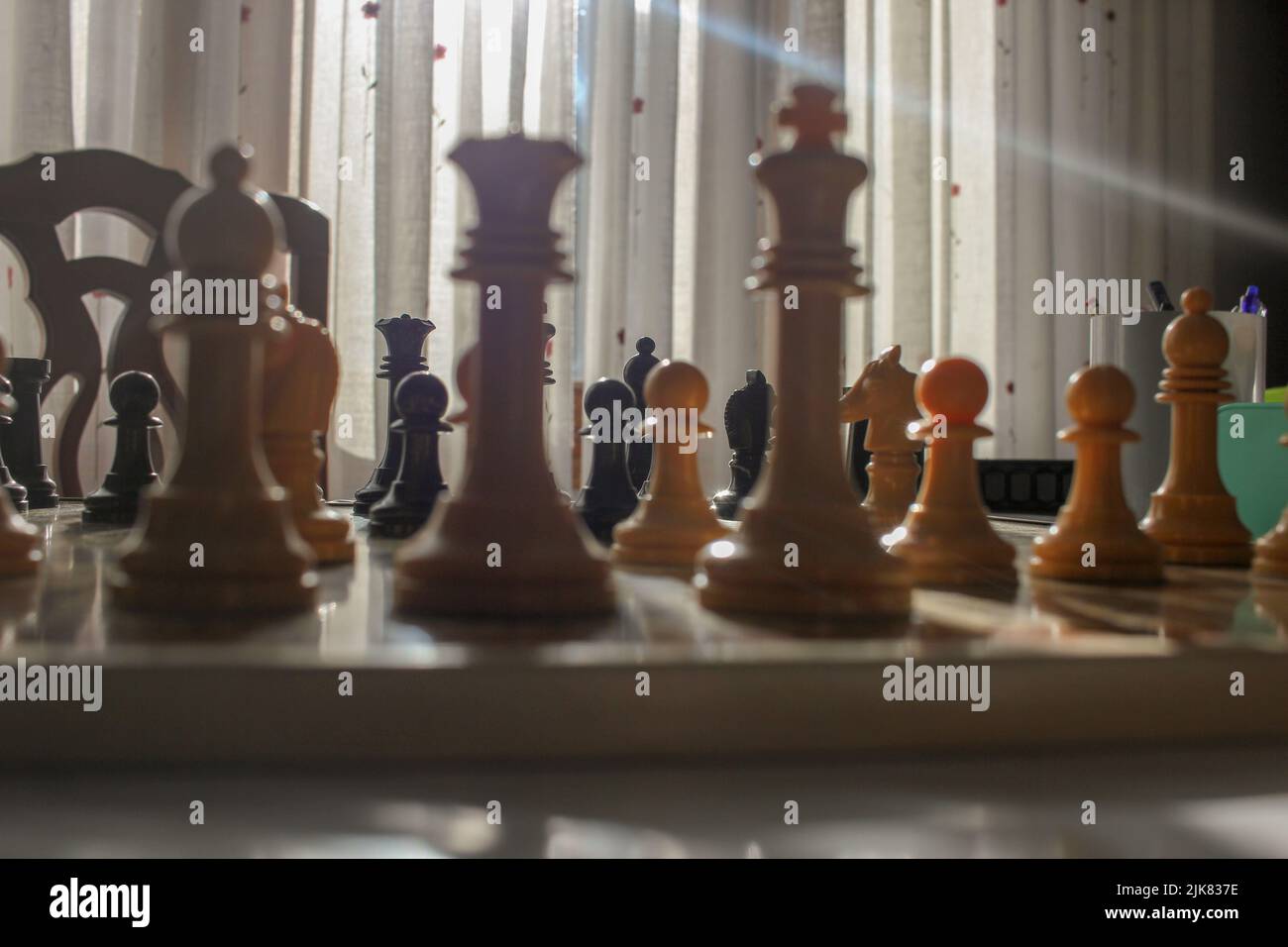Chess competition board game hi-res stock photography and images - Alamy