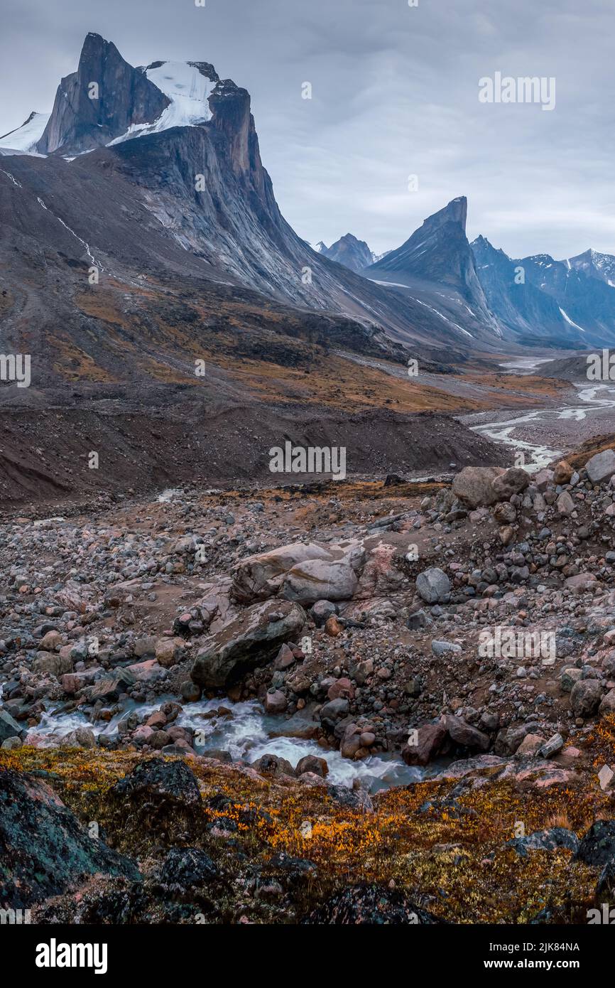 Wild Weasel river winds through remote arctic valley of Akshayuk Pass ...
