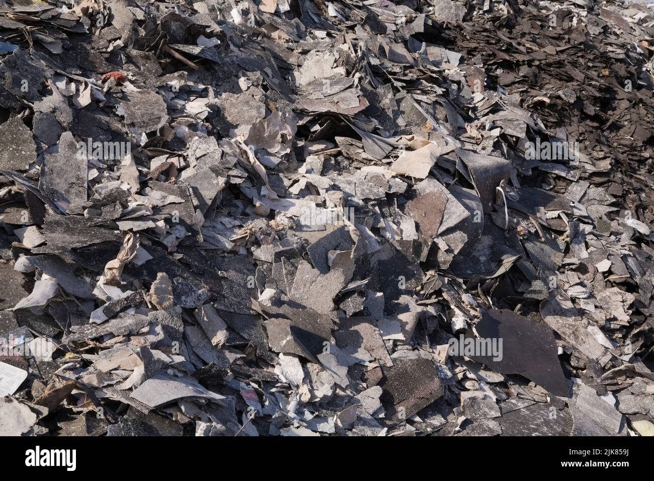 Grey roofing shingles hi-res stock photography and images - Alamy