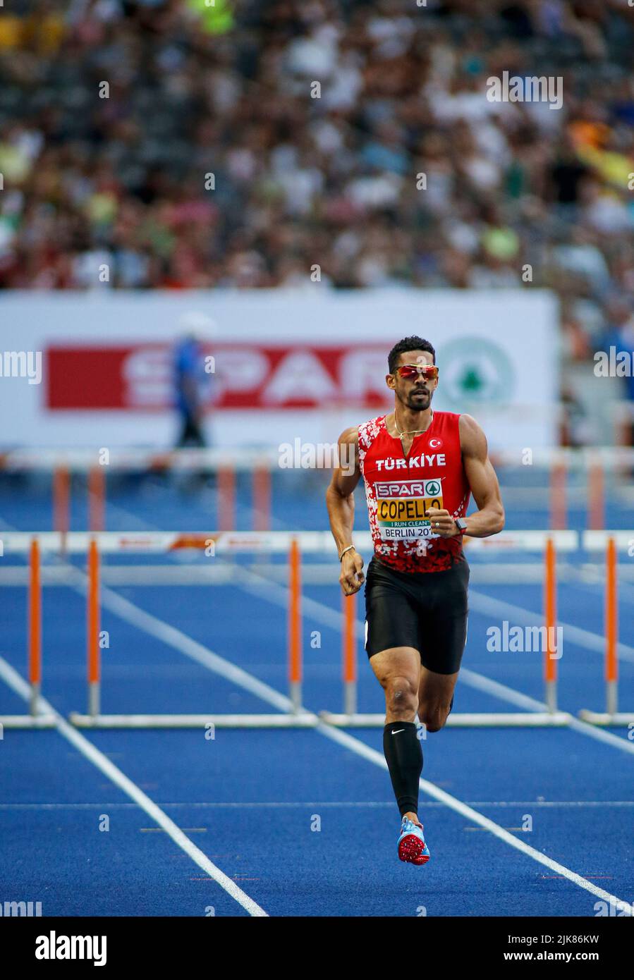 Yasmani Copello participating the 400 meters hurdles at the European ...