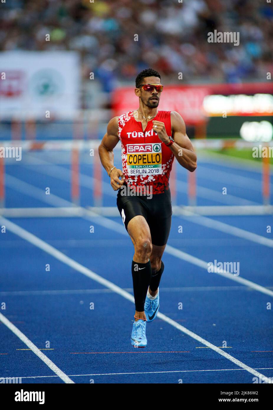 Yasmani Copello participating the 400 meters hurdles at the European ...