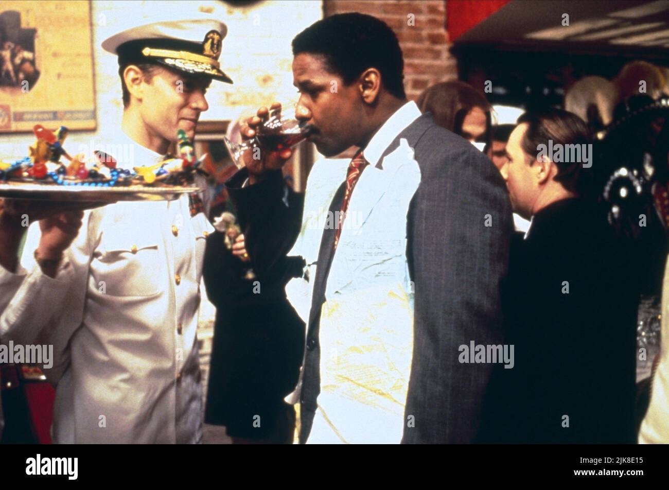 Tom Hanks & Denzel Washington Film: Philadelphia (USA 1993) Characters ...