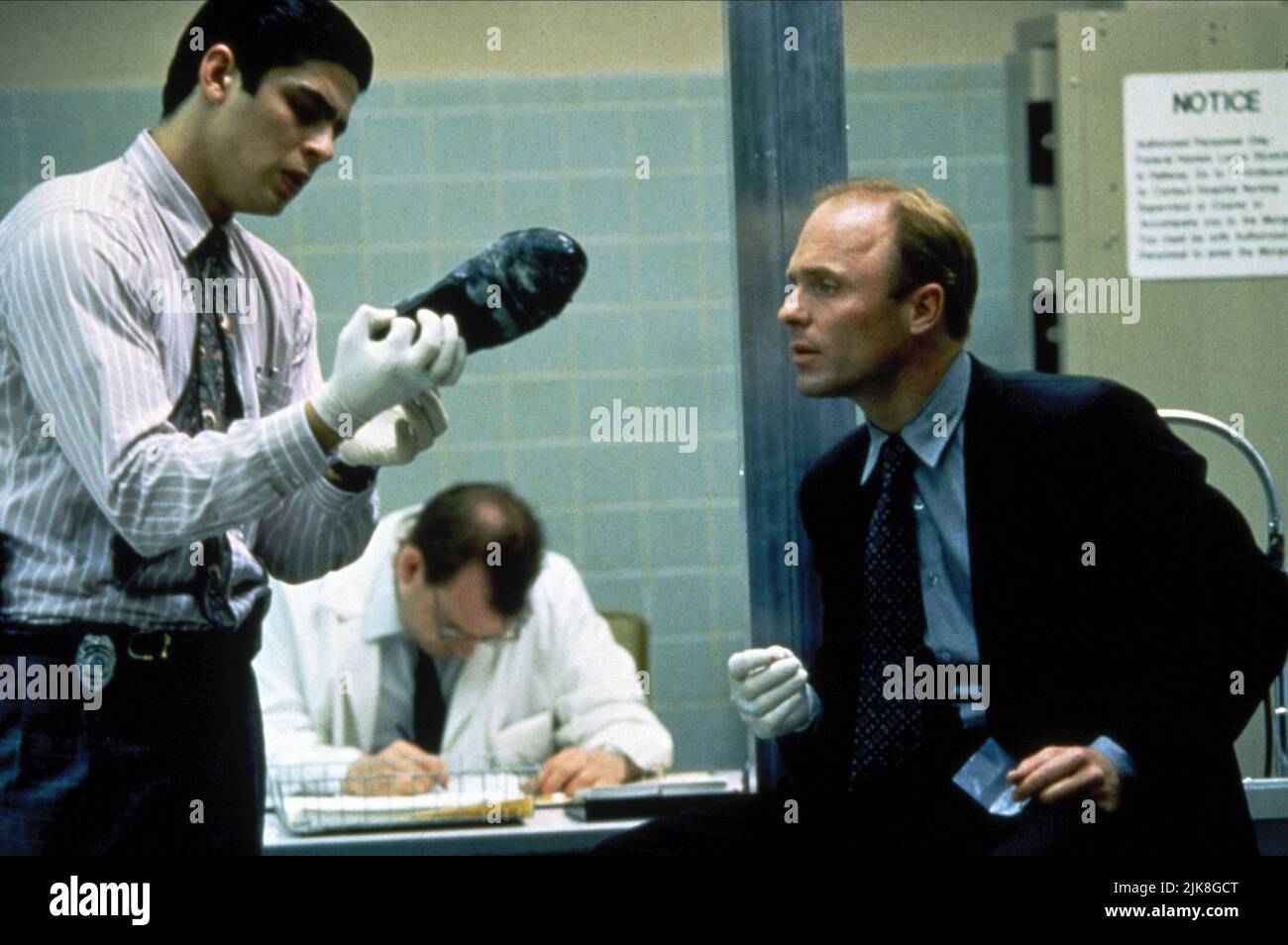 Benicio del toro 1994 hi-res stock photography and images - Alamy