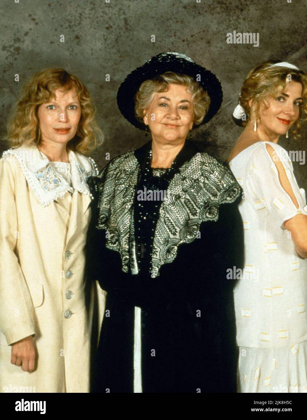 Mia Farrow, Joan Plowright & Natasha Richardson Film: Widows' Peak (UK ...