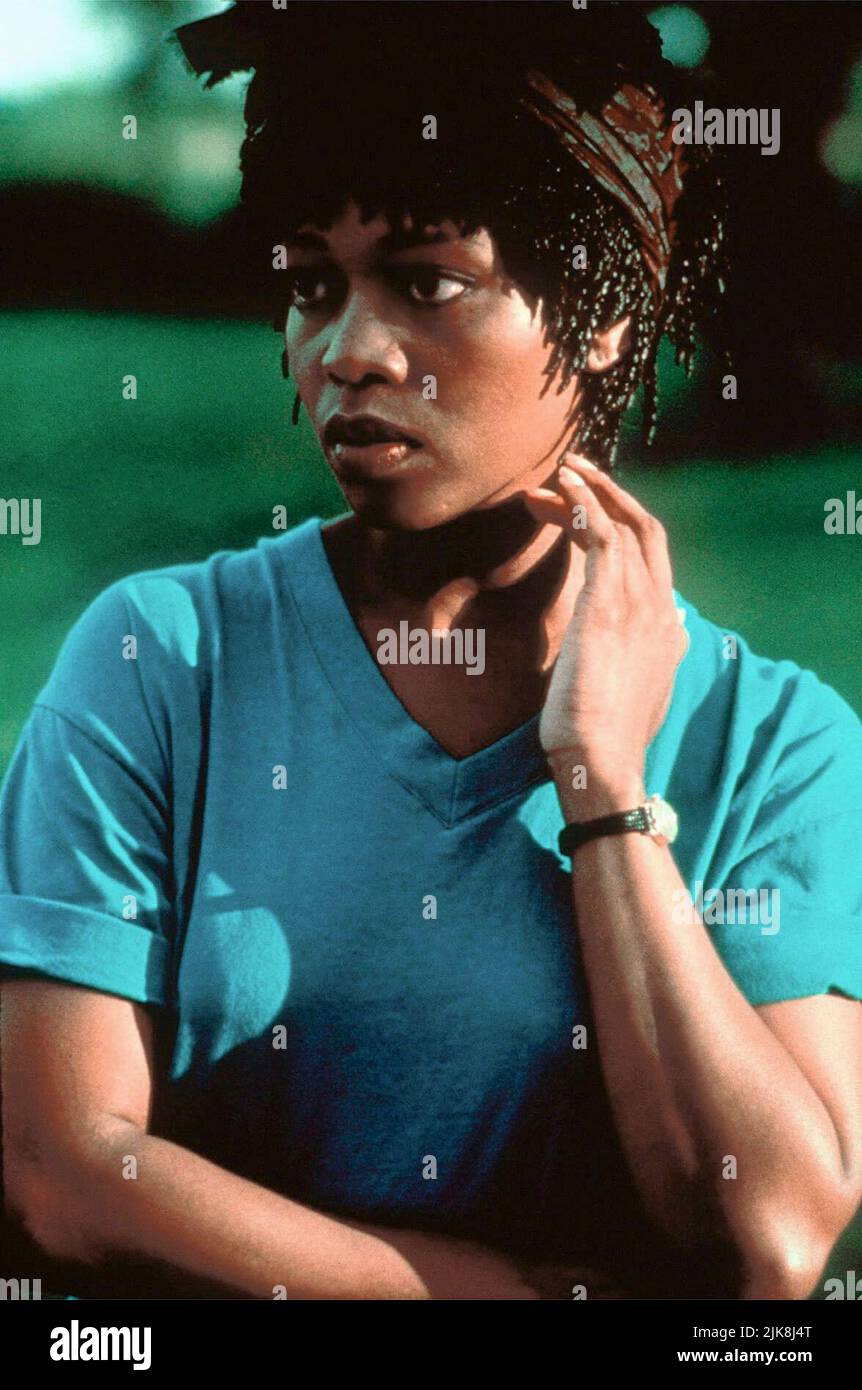 Alfre Woodard Film: Passion Fish (1994) Characters: Chantelle Director ...