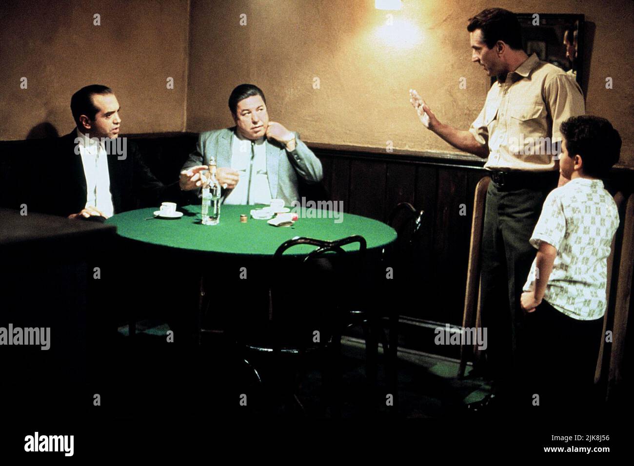 Chazz Palminteri & Robert De Niro Film: A Bronx Tale (1991) Characters ...