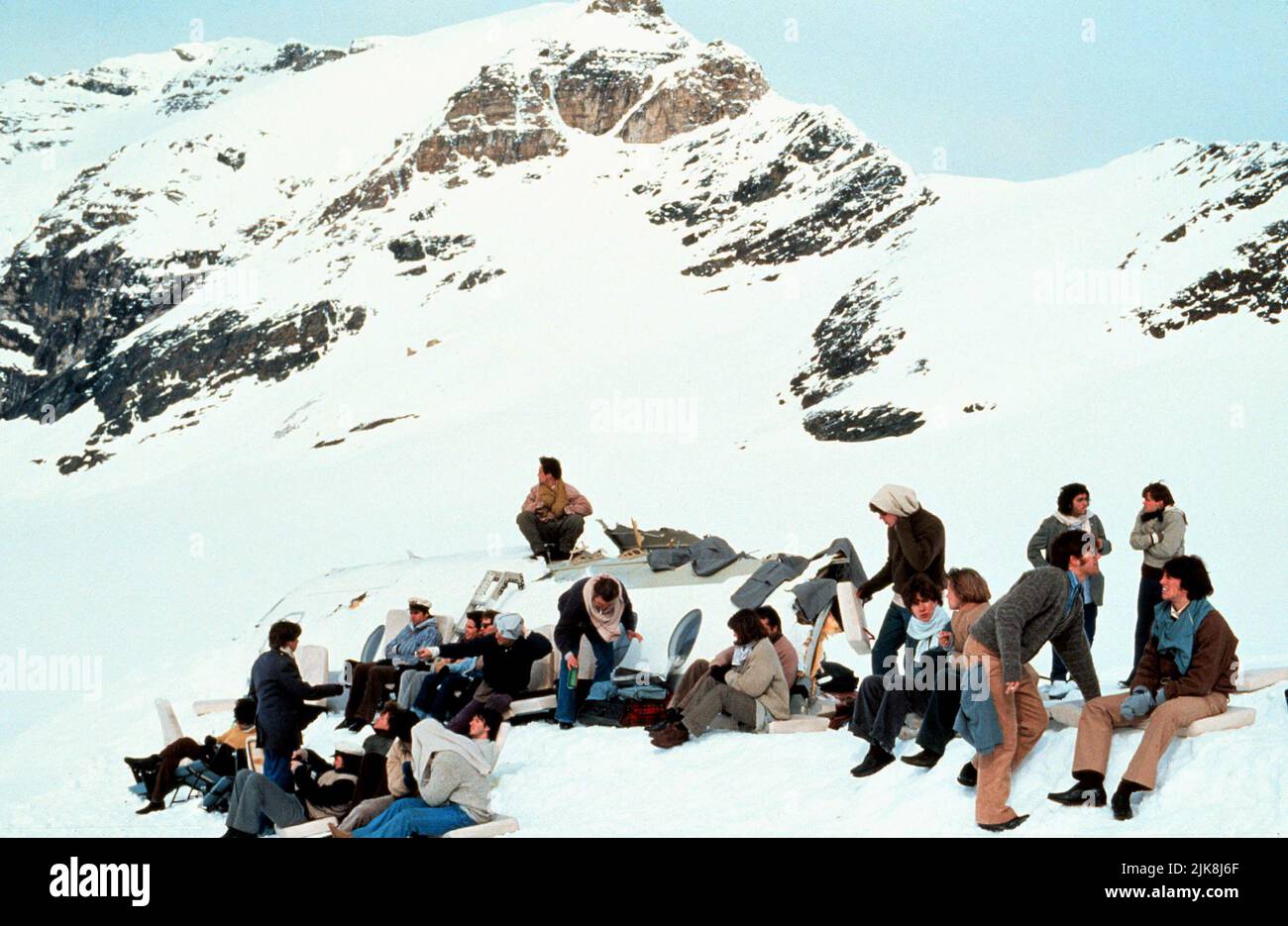 Survivors At Crash Scene Film Alive (1993) Director: Frank Marshall 15 ...