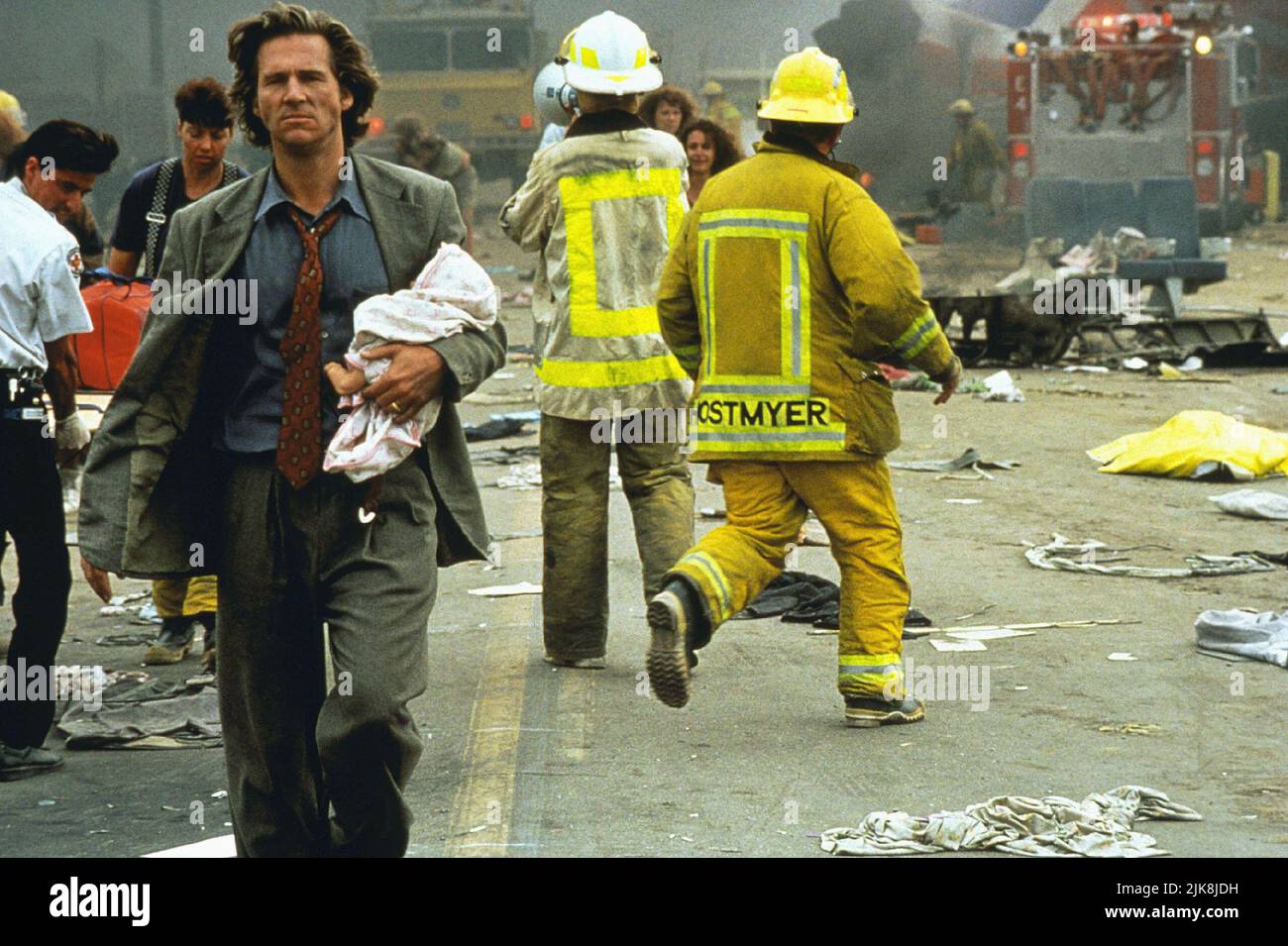 Jeff Bridges Film Fearless (1993) Characters: Max Klein Director: Peter ...