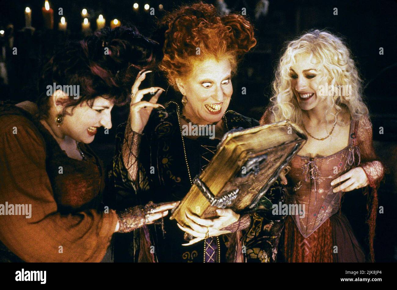 Kathy Najimy, Bette Midler & Sarah Jessica Parker Film: Hocus Pocus (1993) Characters: Mary ...