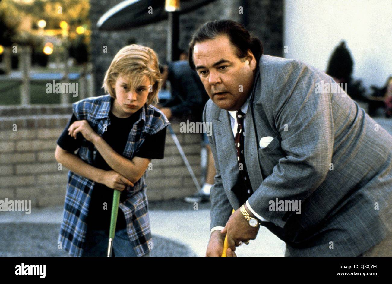 Macauley culkin 1994 hi-res stock photography and images - Alamy