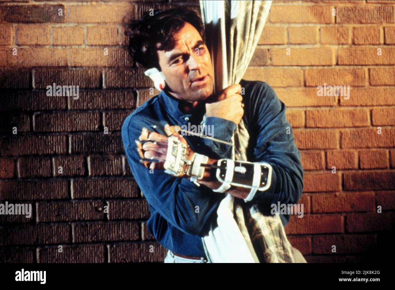 Folks tom selleck hi-res stock photography and images - Alamy