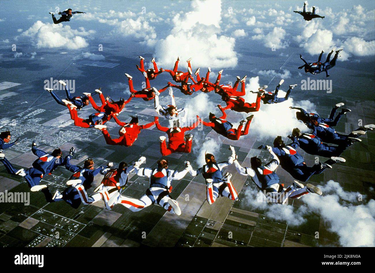 Skydiving Scene Film Drop Zone (1994) Director: John Badham 08 December ...