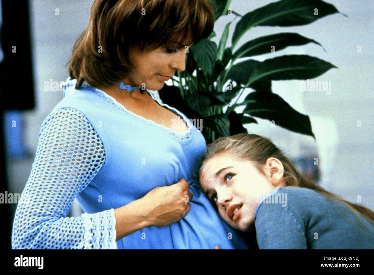 Jamie Lee Curtis & Anna Chlumsky Film: My Girl 2 (USA 1994) Characters ...