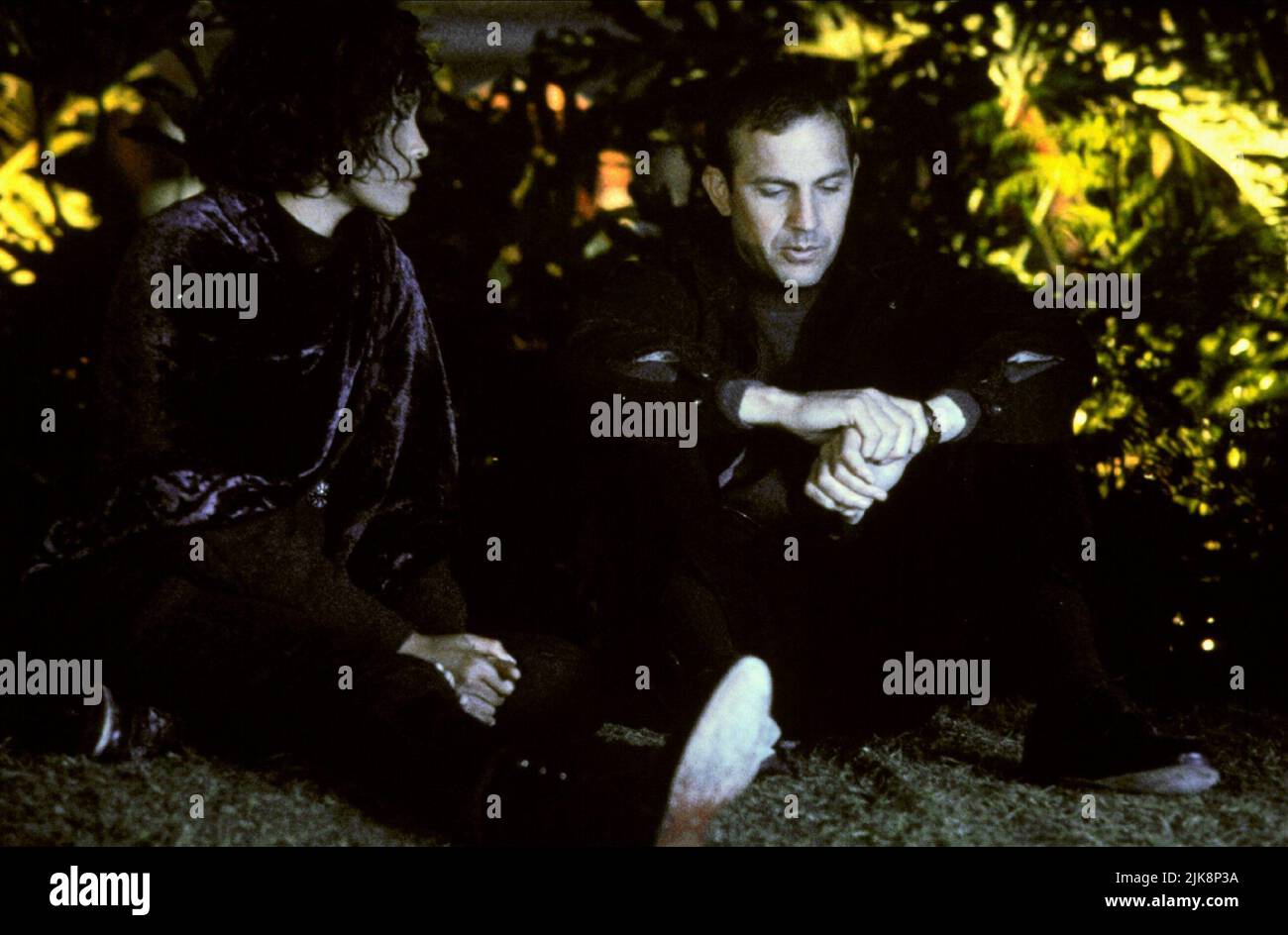Whitney Houston, Kevin Costner Film The Bodyguard (USA 1992) Characters ...