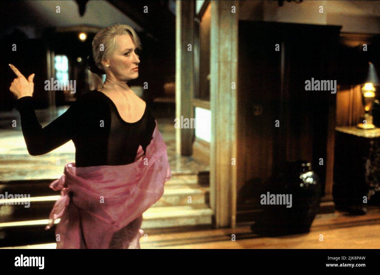 Meryl Streep Film: Death Becomes Her (USA 1992) Characters: Madeline ...