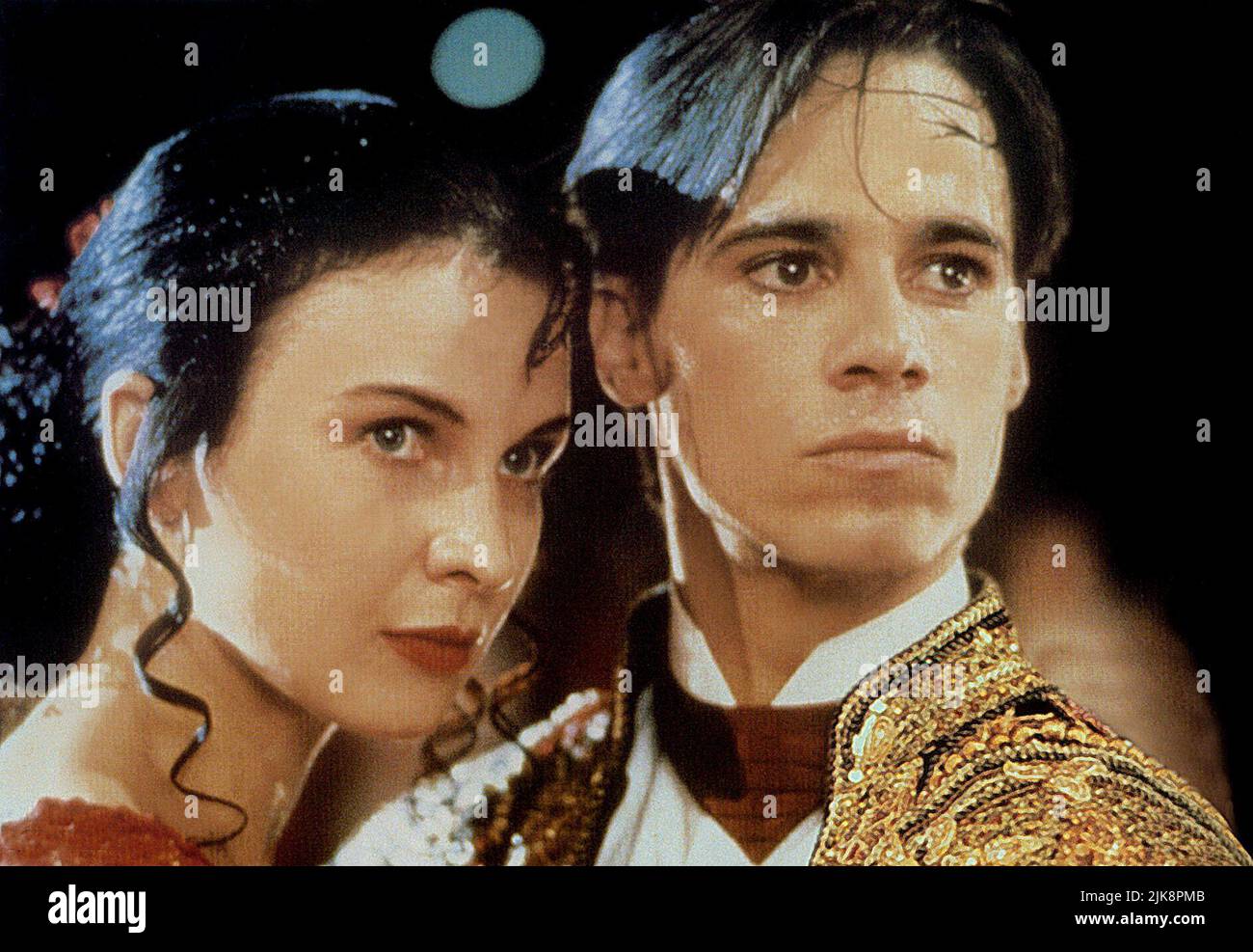 Tara morice strictly ballroom hi-res stock photography and images - Alamy